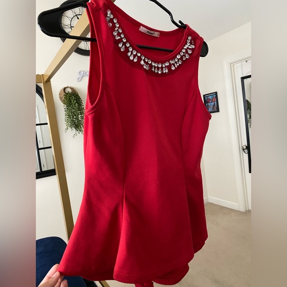 Papaya | Tops | Peplum Top | Poshmark